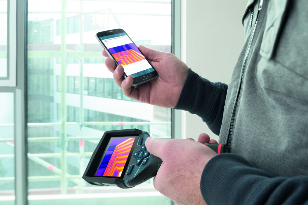 Product Test: Bosch GTC 400 C Thermal Imaging Camera - Professional ...