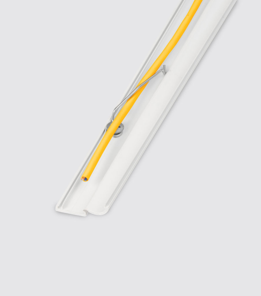 Spring Clipping with D-Line - Professional Electrician