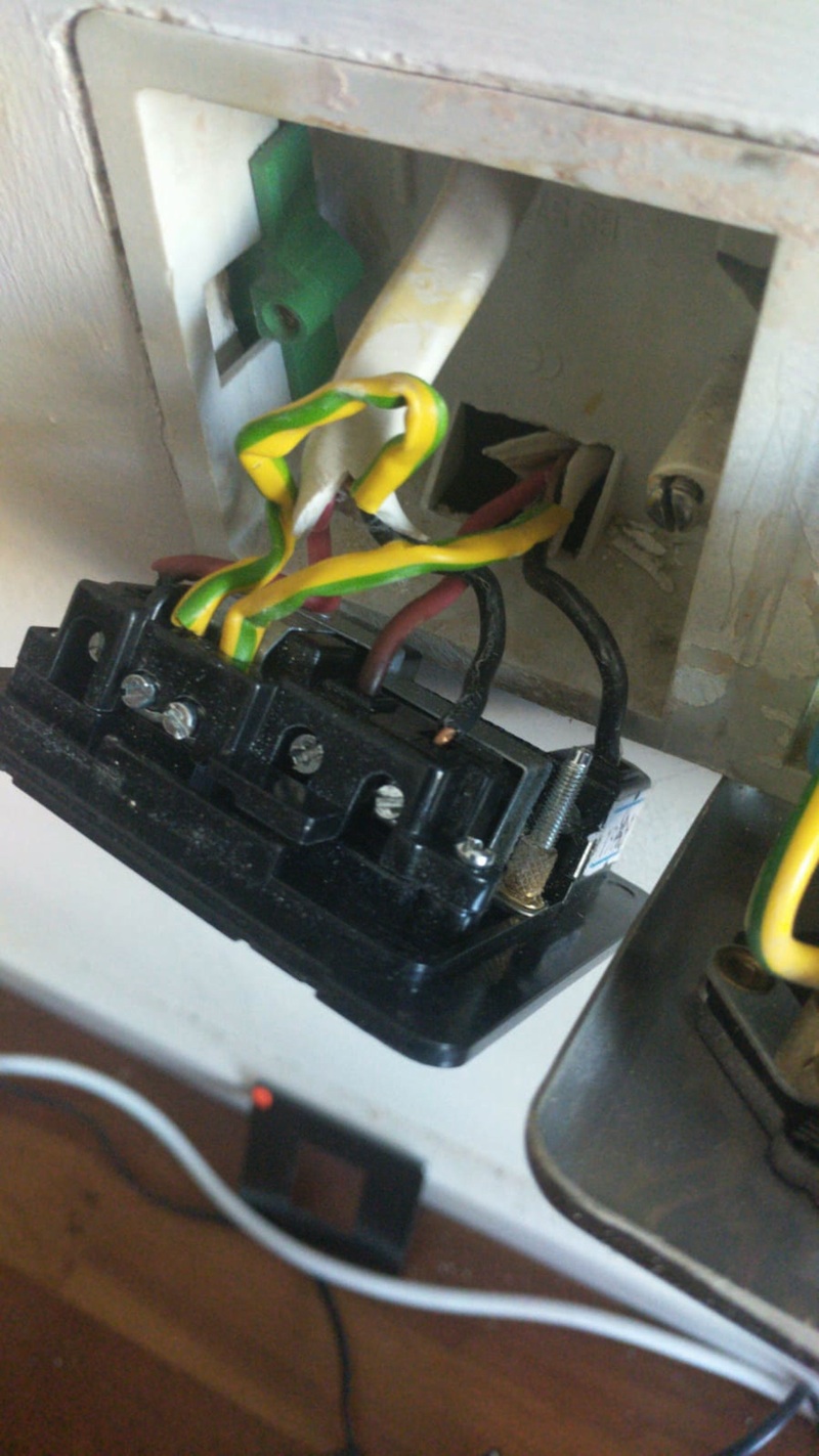 Codebreakers #23 - Professional Electrician