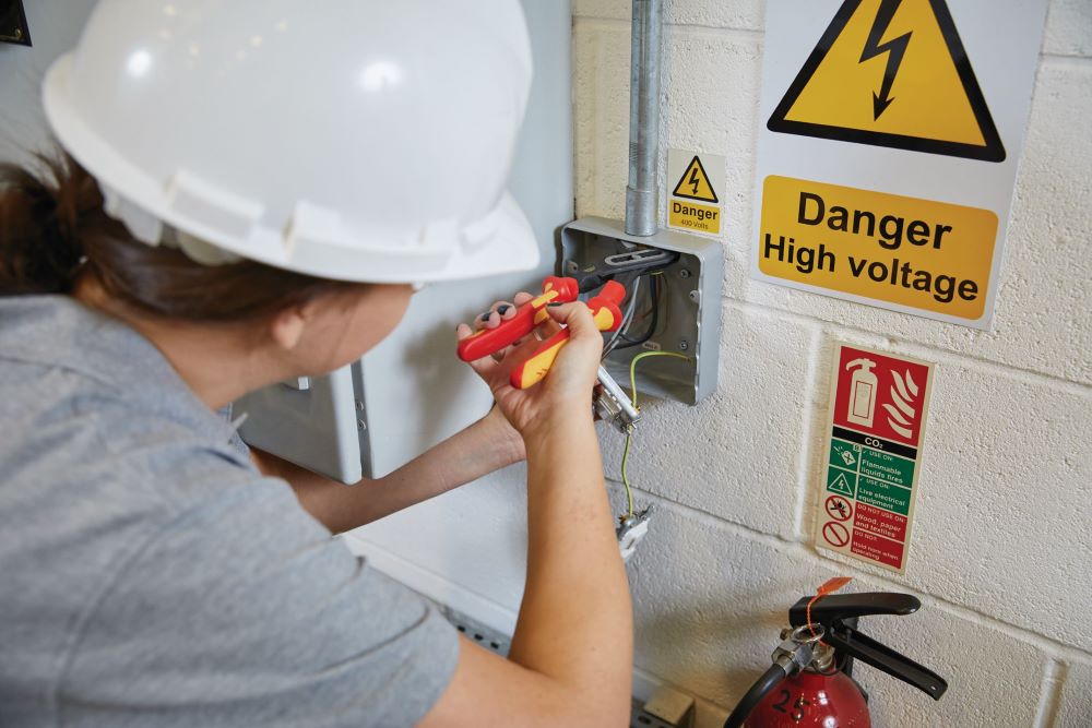 Are you a satisfied sparky? Draper Tools survey reveals the best and ...
