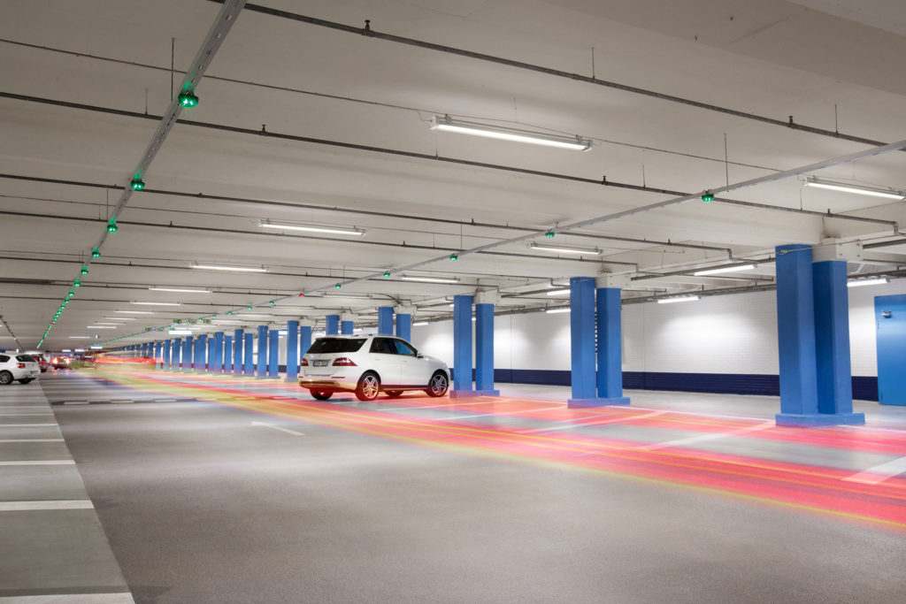 Signify launches Philips Pacific LED gen5 waterproof luminaire ...