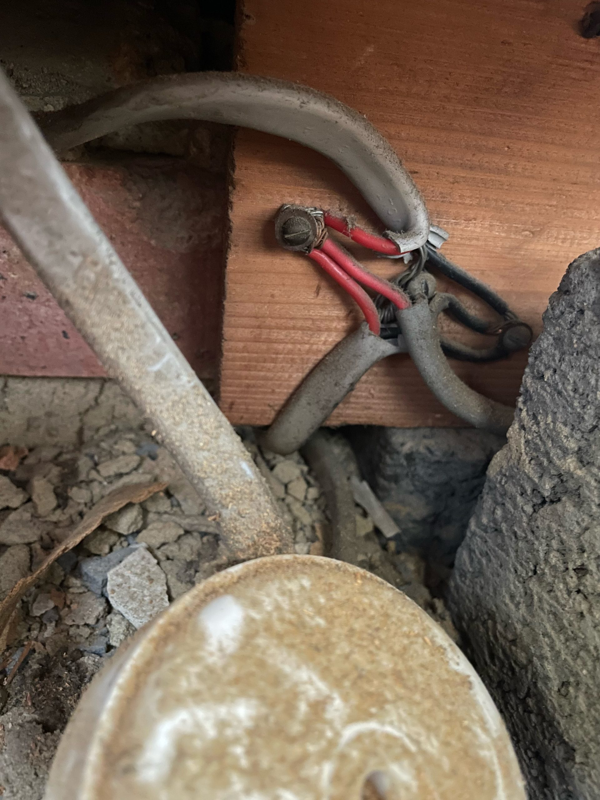 Codebreakers #47 - Professional Electrician