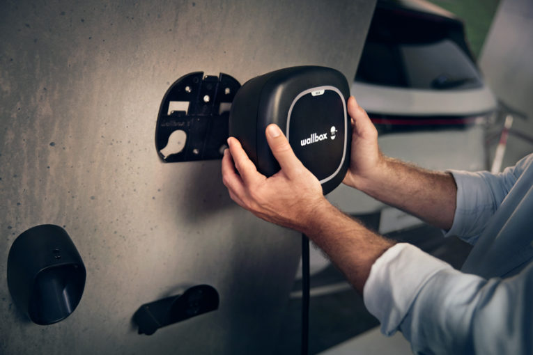 Wallbox has its finger on the Pulsar with new home charger ...