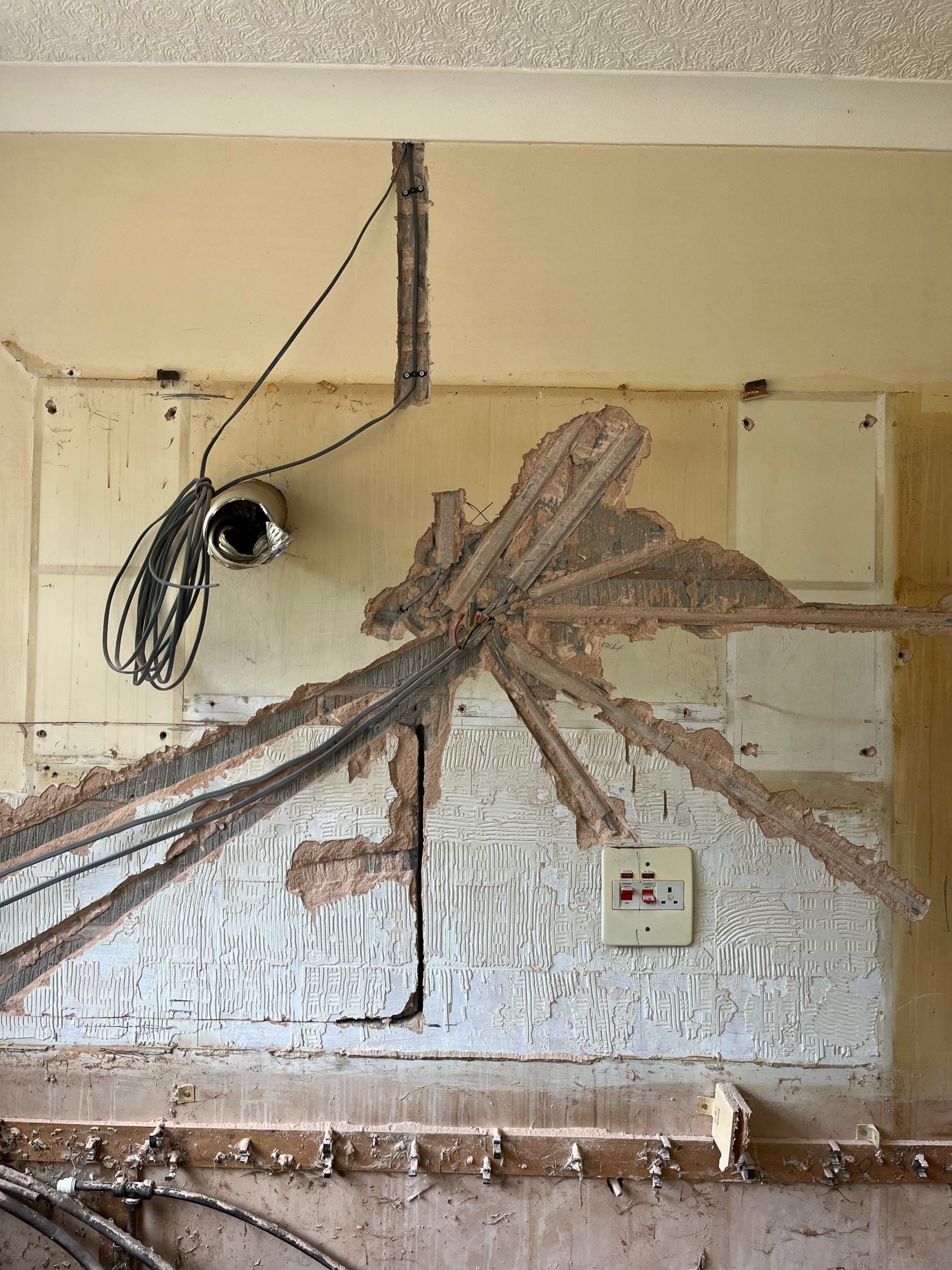 Codebreakers #63 - Professional Electrician