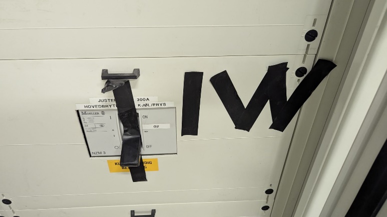 Codebreakers #104 - Professional Electrician