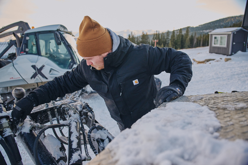 Carhartt Storm Defender technology keeps tradespeople dry and working ...